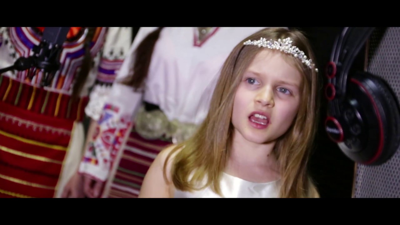 Sofia Ivanova / София Иванова - Снег - YouTube