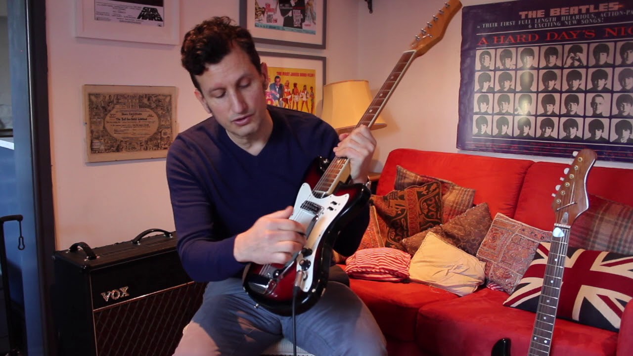 Teisco Jag Shape (1967) - guitar review: - YouTube