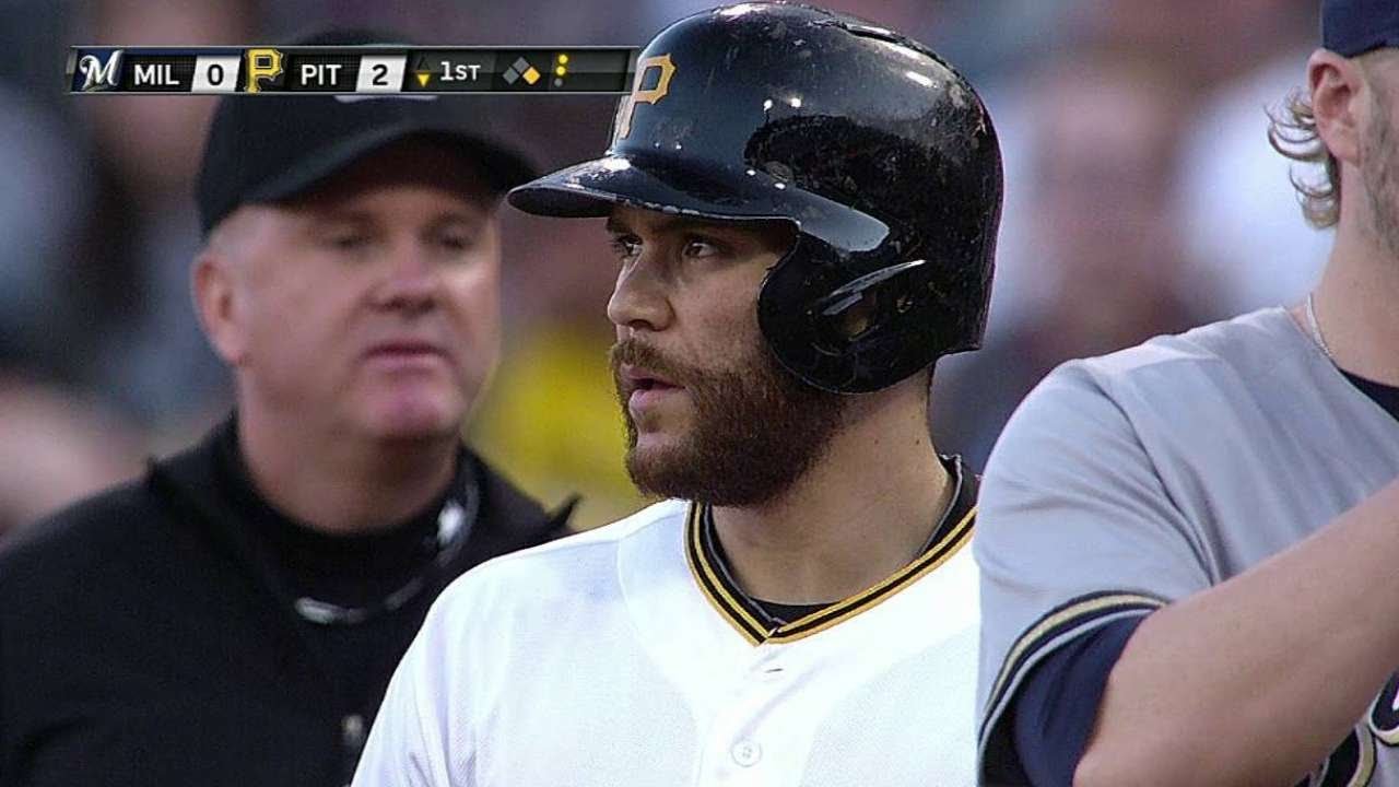MIL@PIT: Martin plates a run with a two-out single - YouTube