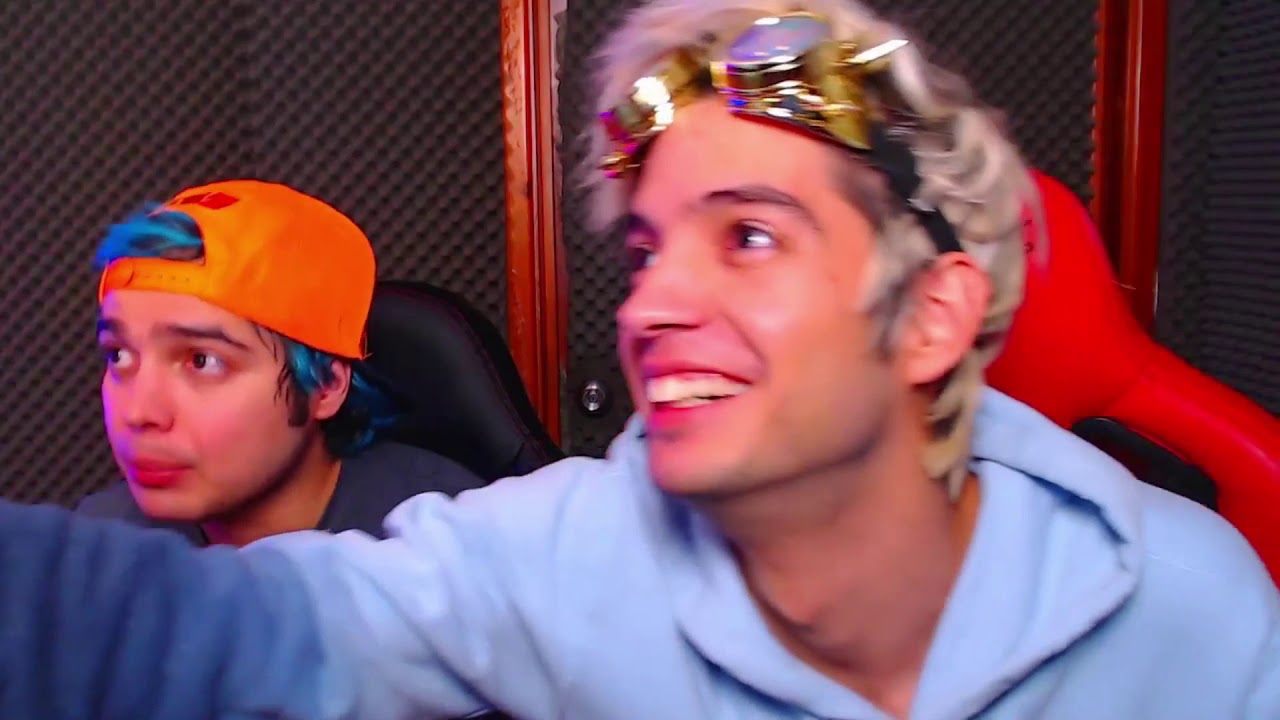 NANDO MUESTRA FOTOS RIDICULAS DE YOLO / YOLO CELOSO POR MARIANA Y DICE ...