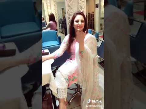 Falak butt - YouTube