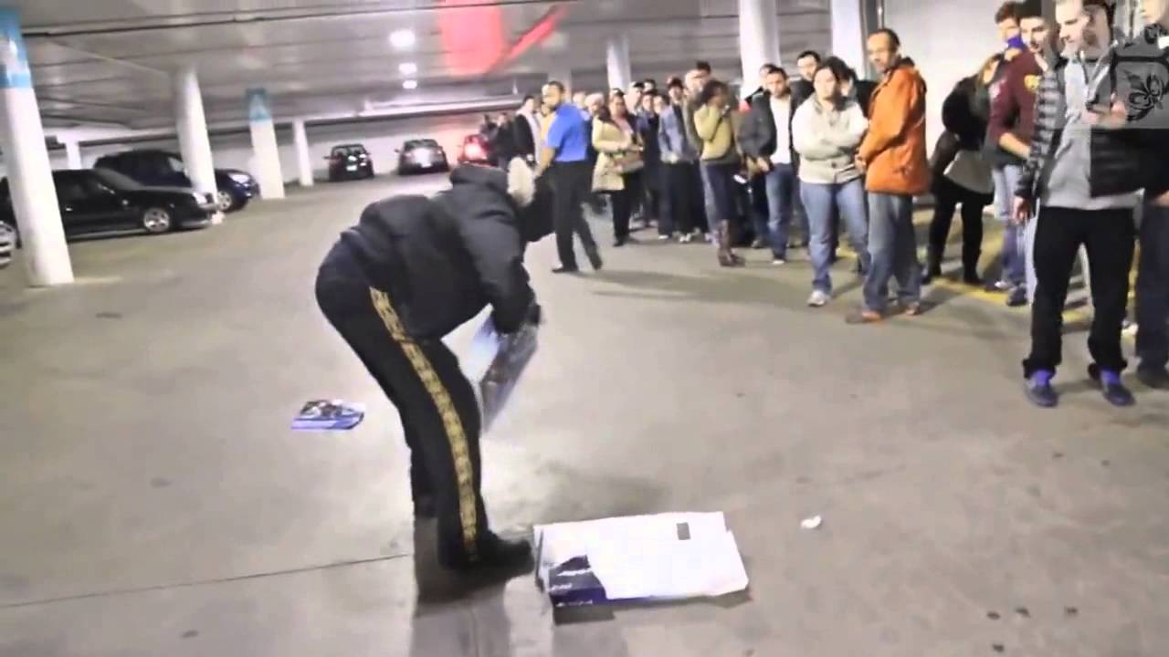 Crazy Man Destroy PS4 on launch day - YouTube