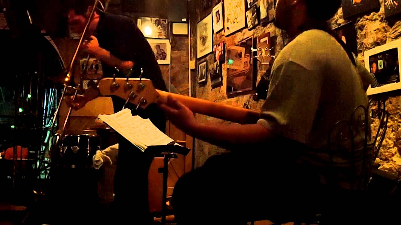 Mike Fahie in Barbados - Cantalupe Island (H. Hancock) - YouTube