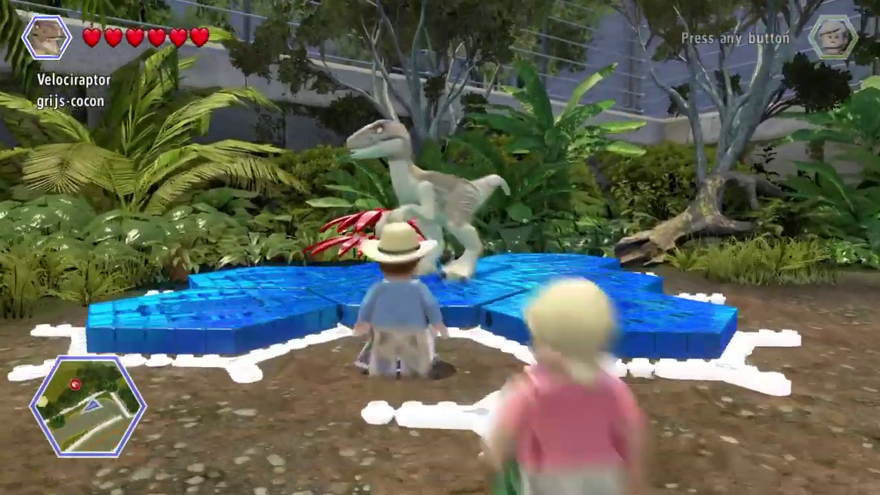 echo the velociraptor helps the jurassic crew LEGO® Jurassic World ...