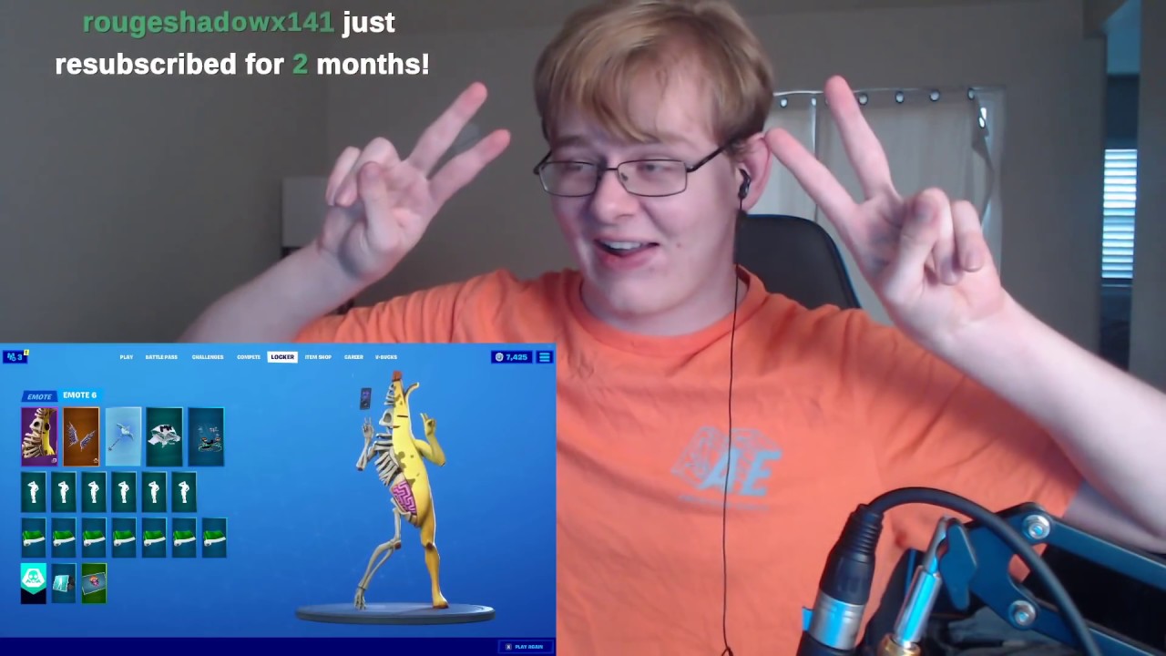 CallMeCarson tries to learn Pokimane's fortnite emote - YouTube