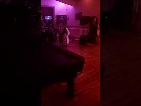 Mike raffone and the bluetones - YouTube