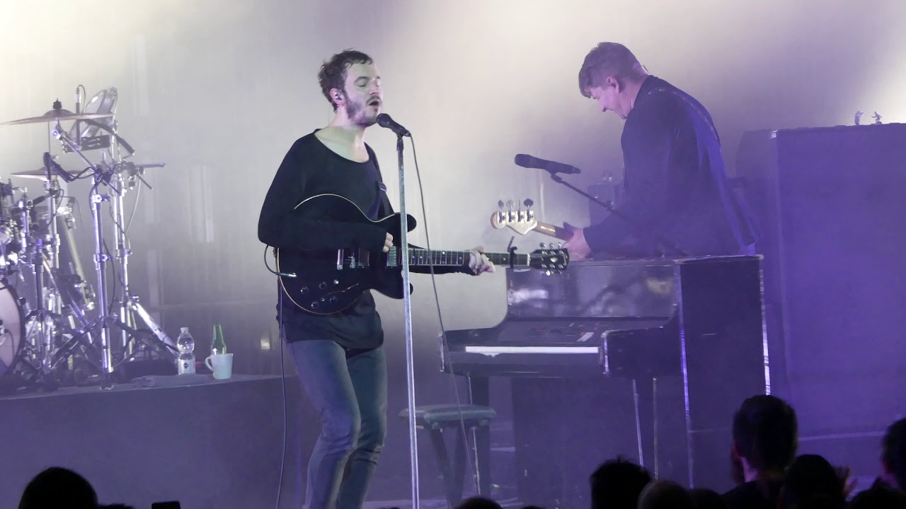 Editors - All Sparks (tour debut) live @ Alcatraz - Milano - 12 ...