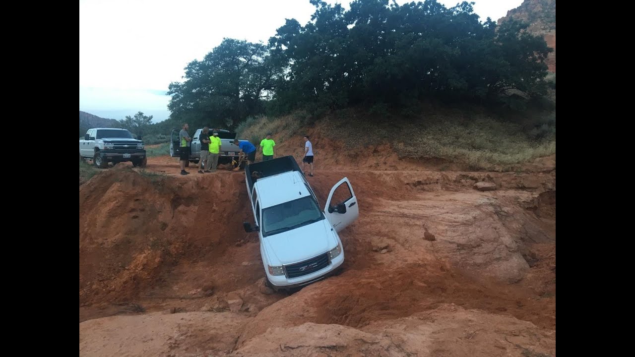 Off Road Recovery in Pictures - YouTube