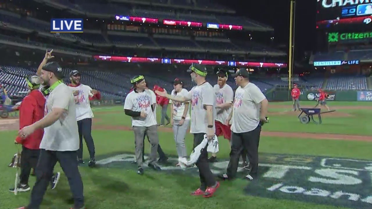 Don Bell live at Citizens Bank Park after NLCS win - YouTube