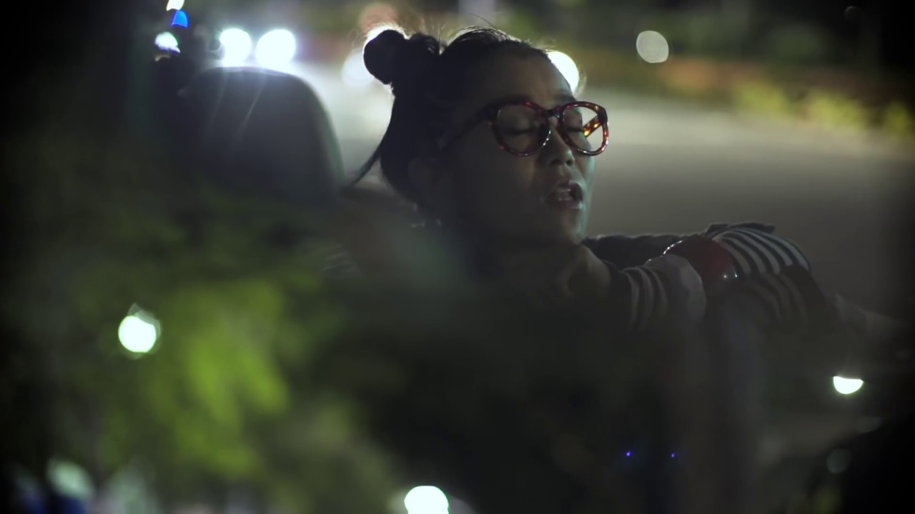 Ellie - So I (Official Music Video) - YouTube