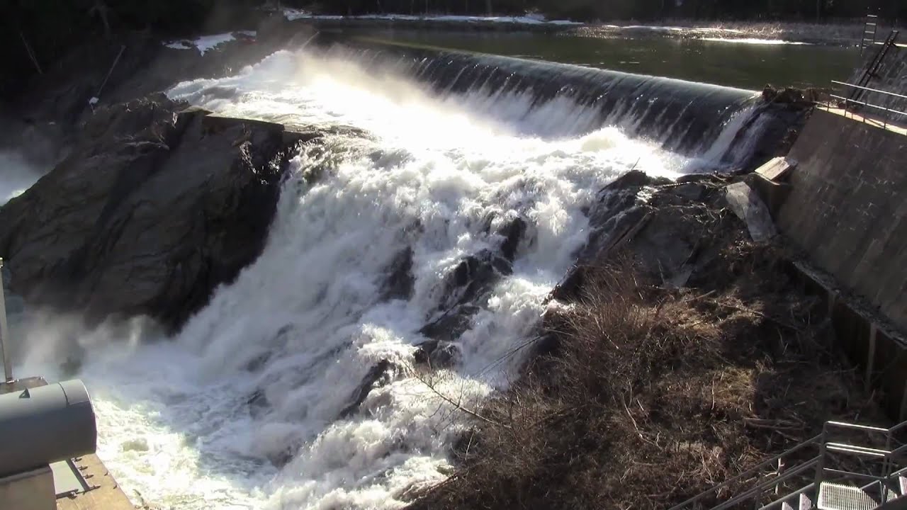 Quechee Dam - YouTube