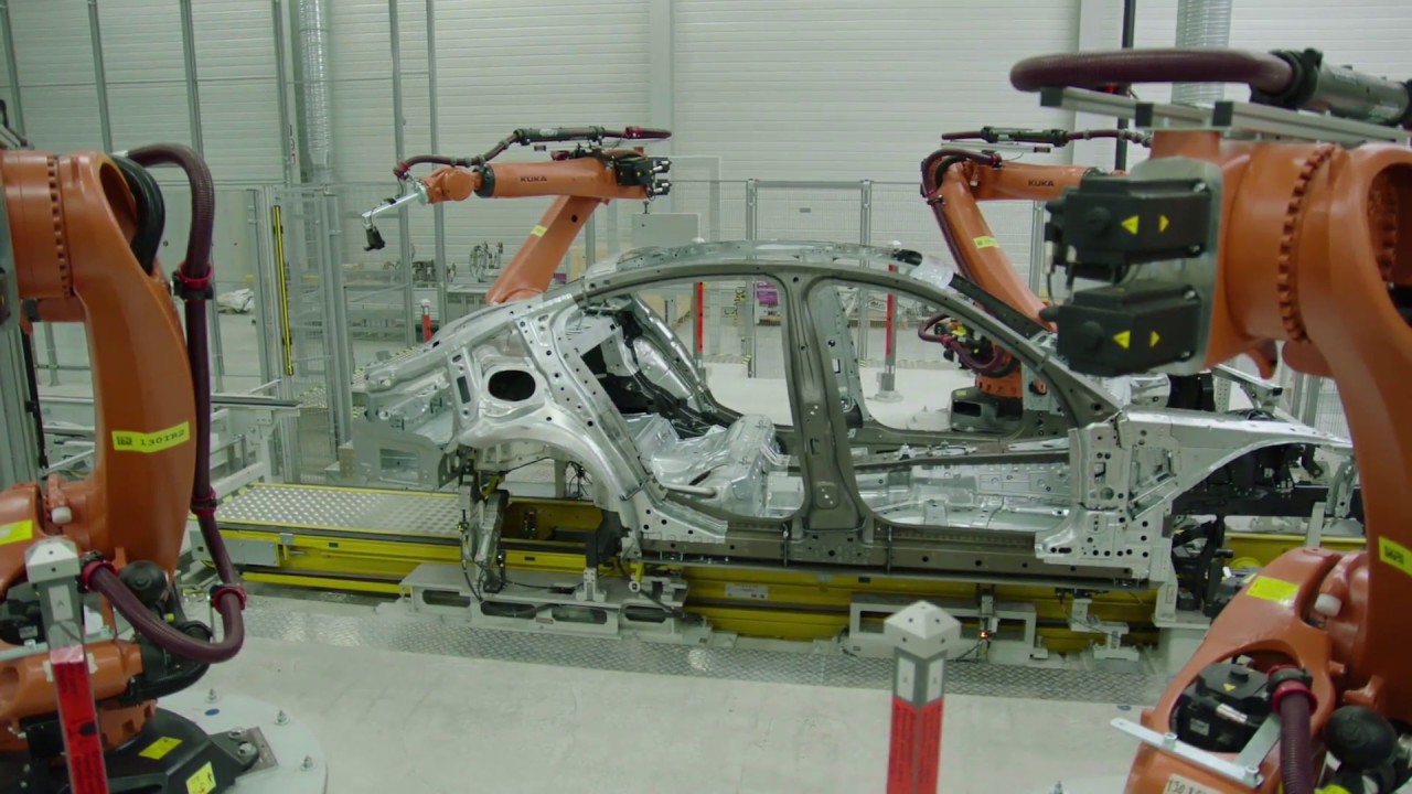 Production of BMW 5 Series - Body Shop - YouTube