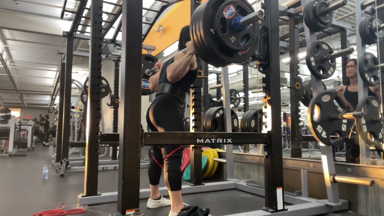 mad CAKED squat pr + post stretching - YouTube