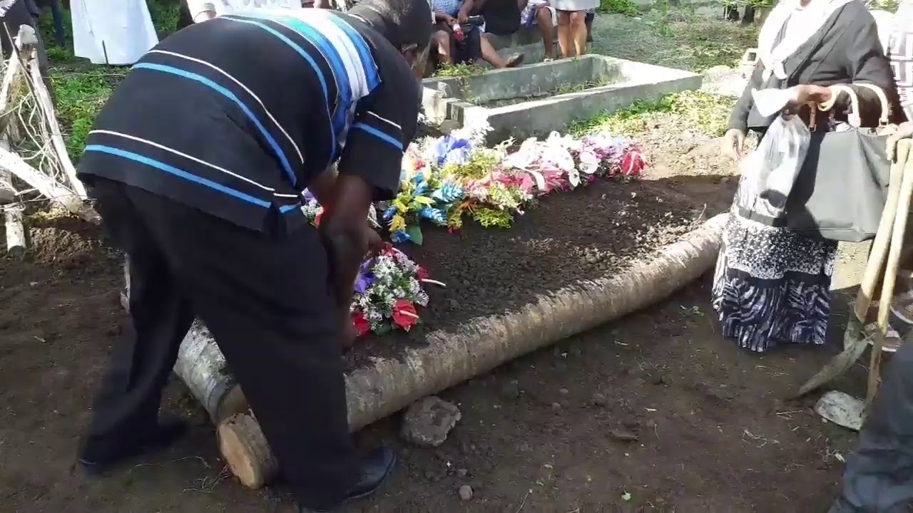 Lite FM Bequia (Paget Farm SDA Church) - YouTube