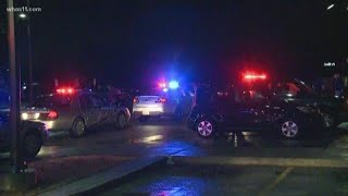Police: 1 dead after shooting at Outer Loop Olive Garden