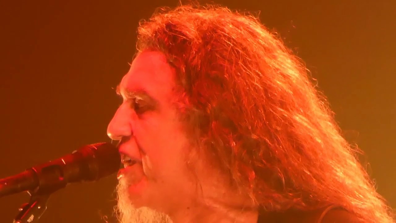 Slayer Hell Awaits Live at Arena Manchester 9th Nov 2018 - YouTube