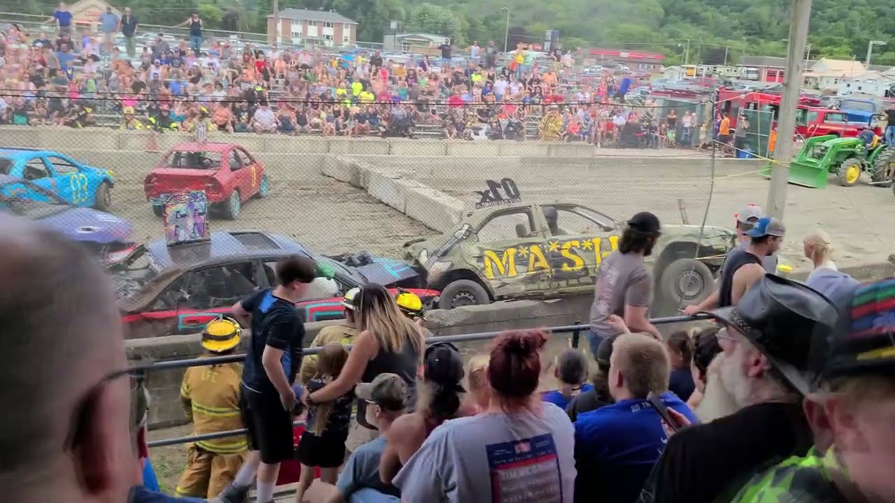 Mash Crash - YouTube