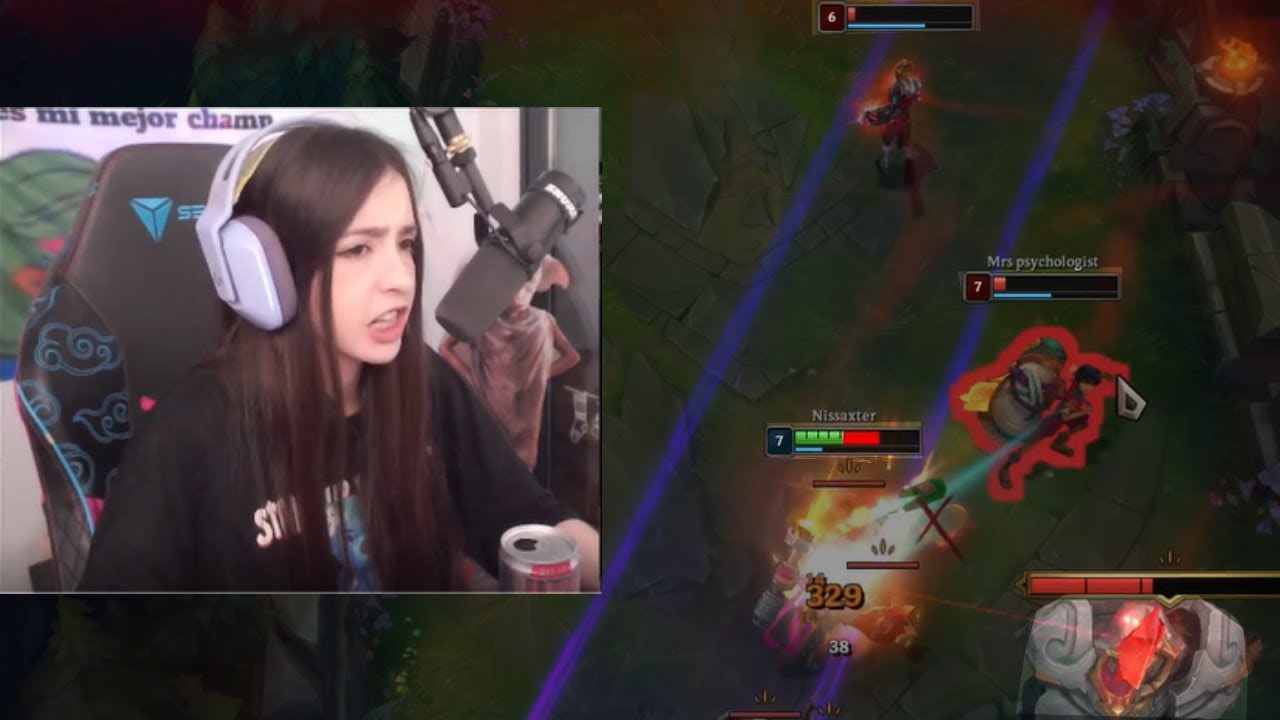 Nissa flashea bajo torre por dos kills - YouTube