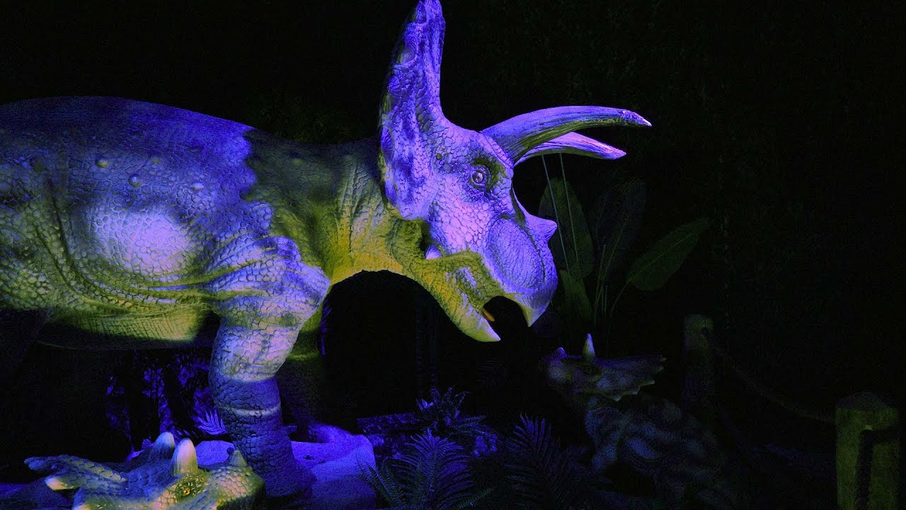 🦕🦖 Dinos Alive: Immersive Halloween Experience in Toronto 2024 | Life ...