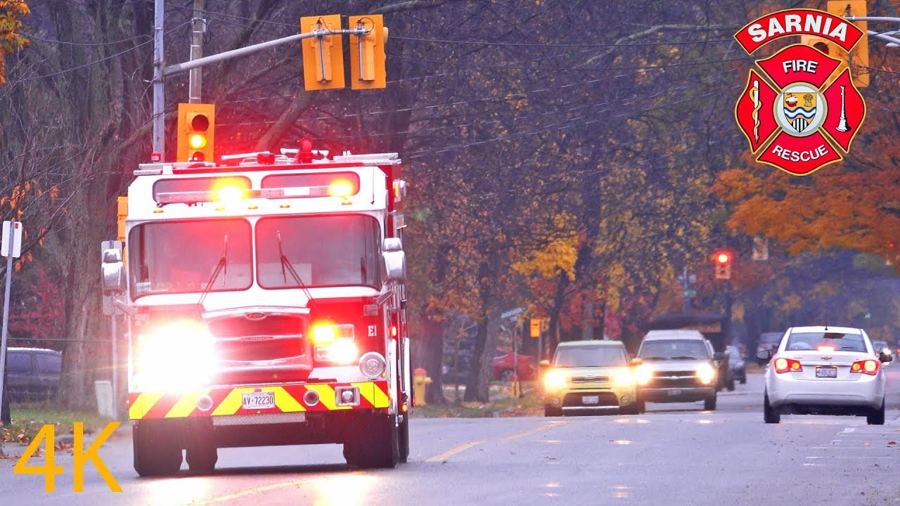 Sarnia Fire - E1 Responding - YouTube