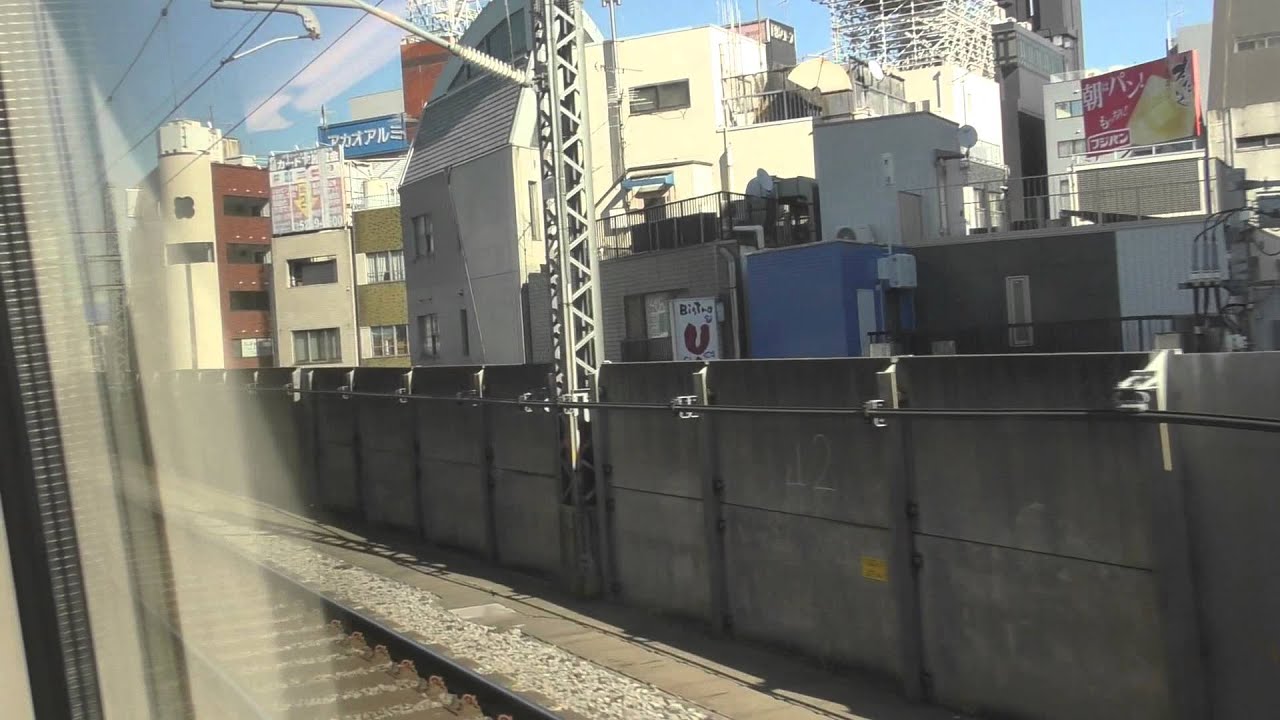 E2系新幹線 J60編成 とき321号 新潟行き 東京駅から上野駅間 - YouTube