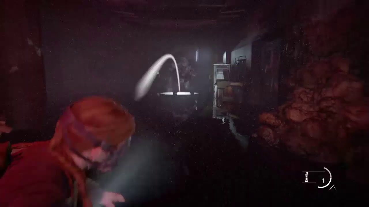 Hospital boss fight (TLOU II) - YouTube