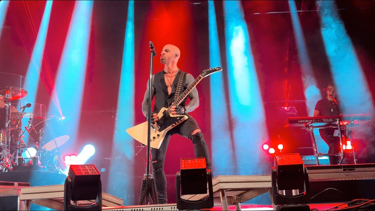Daughtry - The Day I Die (Live) @ Denver, 11/1/2025 - YouTube