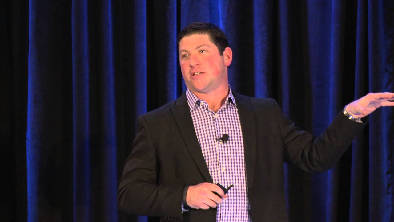 Social Intelligence Summit 2014 - Brian Goldfarb - YouTube