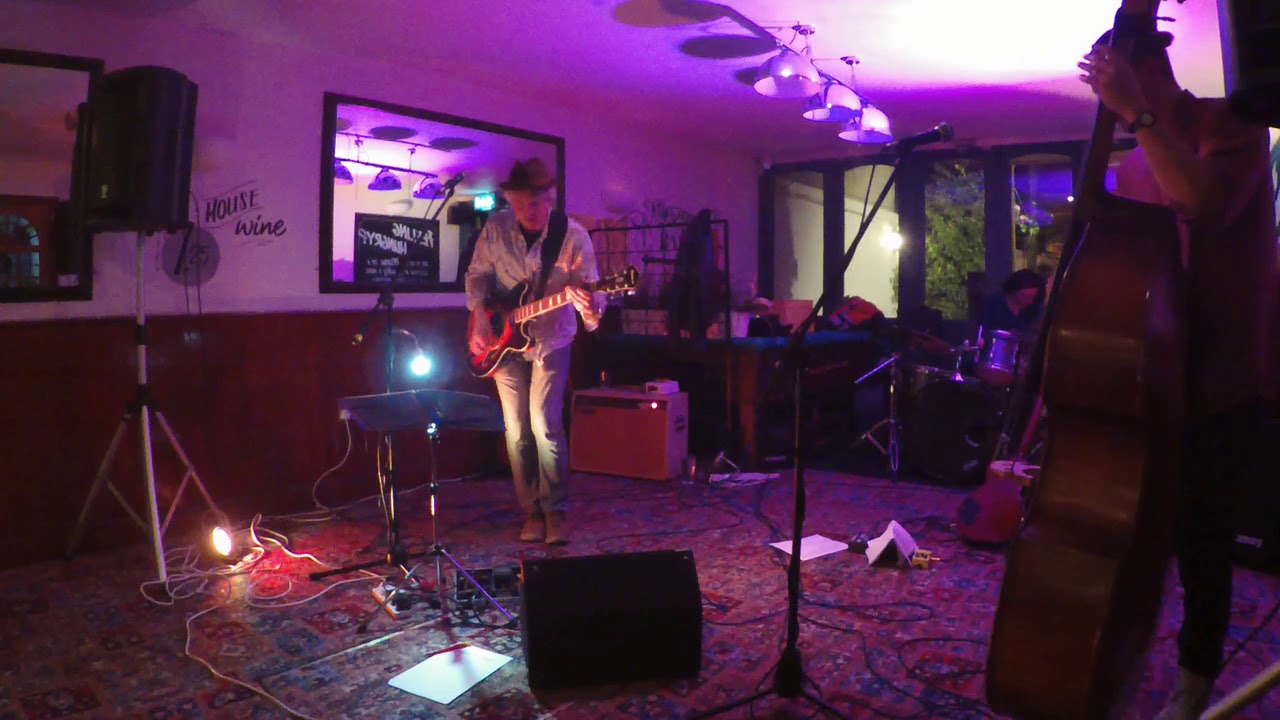 Shake Your Hips - Dan Sowerby Band - Avon Brewery - YouTube