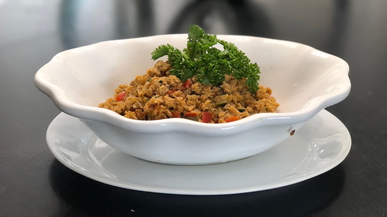 How to make Haitian Style Chicken Filling (Yon Fas Poul Byen Gou) - YouTube