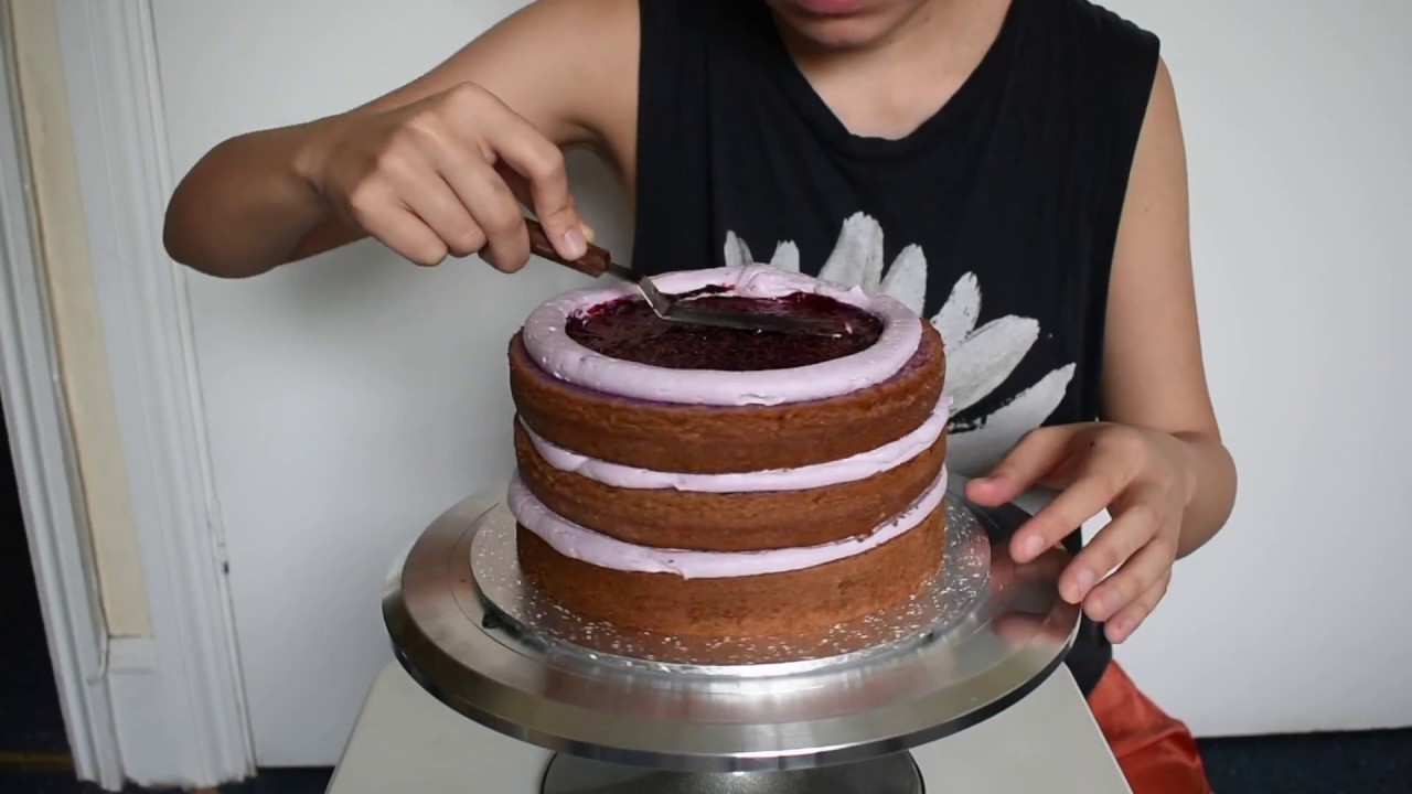 Ombre purple cake | Deni Bakes - YouTube