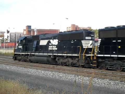 NS SD40E's 6300 & 6328 - Altoona, PA - October 25, 2010 - YouTube