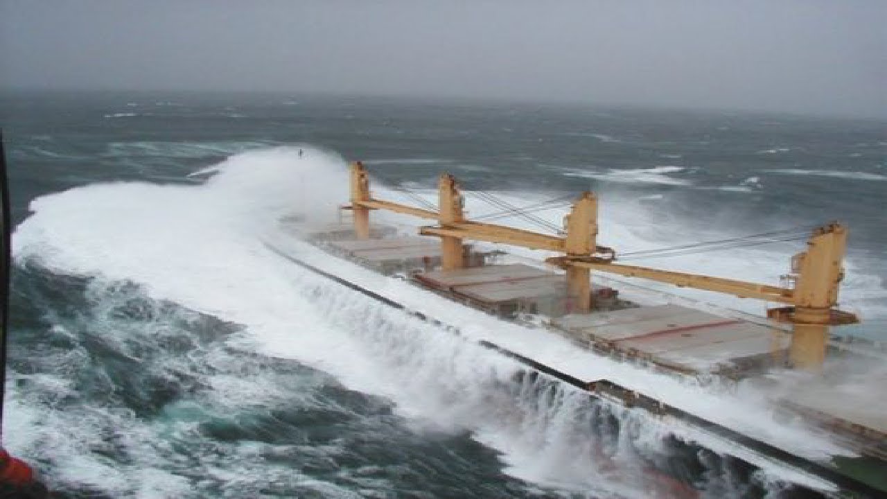 Ships In Heavy Sea Storm | Monster Waves - YouTube