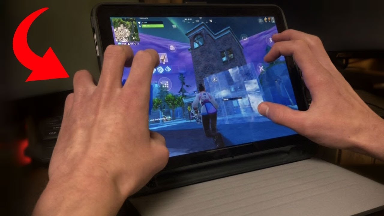 Six Finger Claw on Fortnite Mobile - YouTube