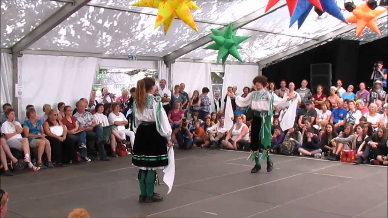 Chloe Metcalfe & Jake Middleton with Nancy Potts - Stony Stratford ...