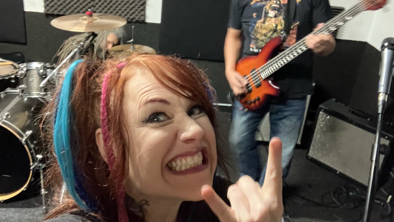 Carrie Rapaport - Rock Jam clips 01/03/2025 - YouTube