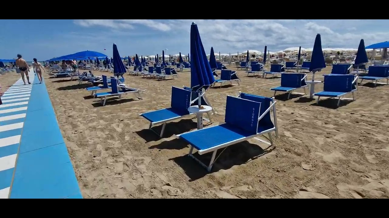 Marea Adriatica - plaja din Rimini! - YouTube