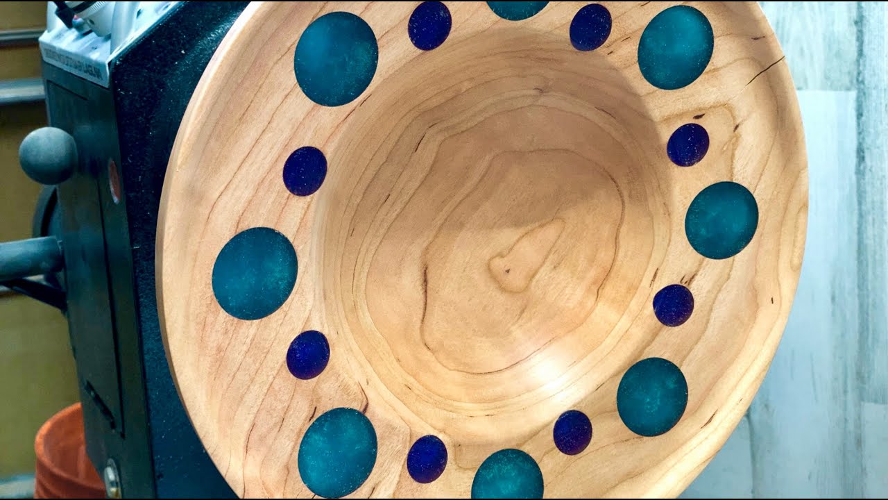 Woodturning - Cherry & Total Boat Resin Pinwheel Platter - YouTube