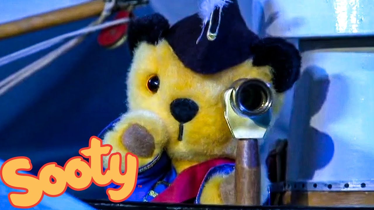 Sooty and Sweep Play Pirates! 🏴‍☠️ | The Sooty Show - YouTube