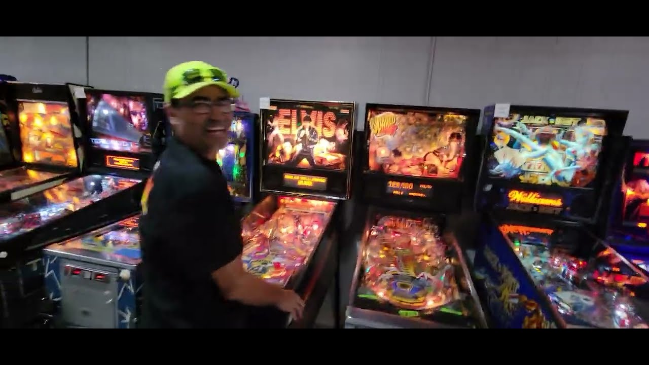 Tour of Atomic Pinball Arcade - YouTube