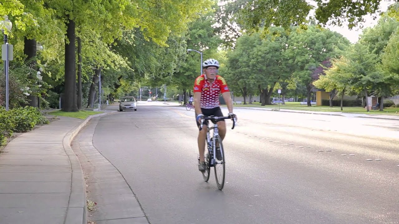 Safer Cycling (Sharing the Road Safely) - YouTube