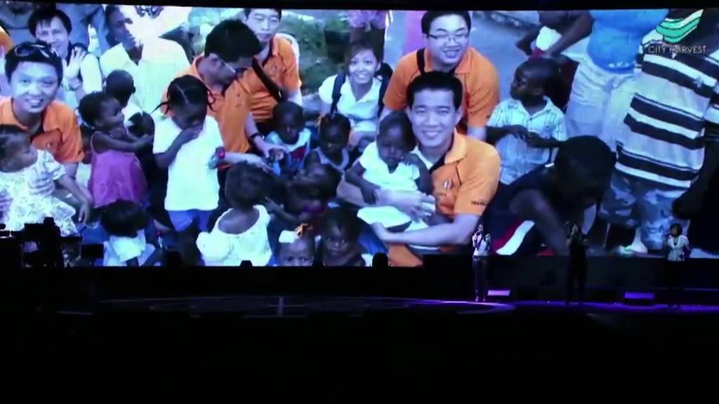 121104 Special Performance by Annabel Soh, Alison Yap & Renata Triani ...
