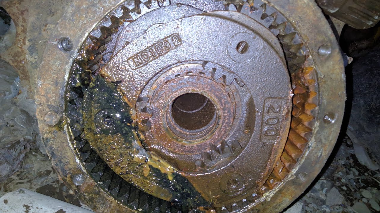 Parte final drive hitachi ex200 - YouTube