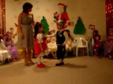 Little red riding hood dances the TANGO - YouTube