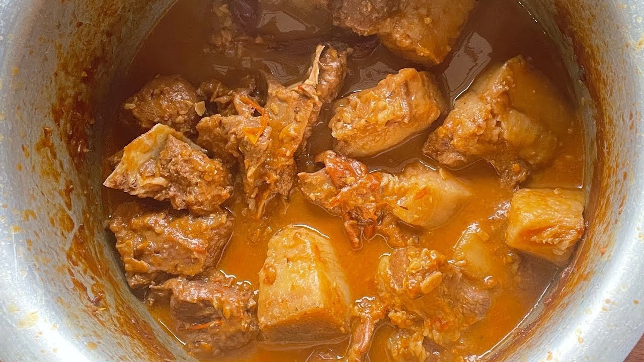 Axone with Pork/ Sumi Naga Delicacy @Her_Tasty_Antics - YouTube