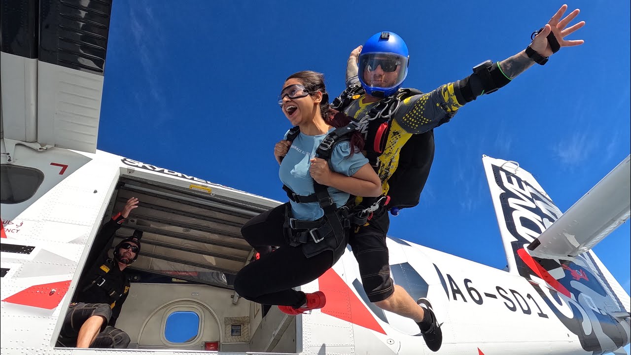 Skydiving Dubai Palm Jumeirah dropzone - YouTube