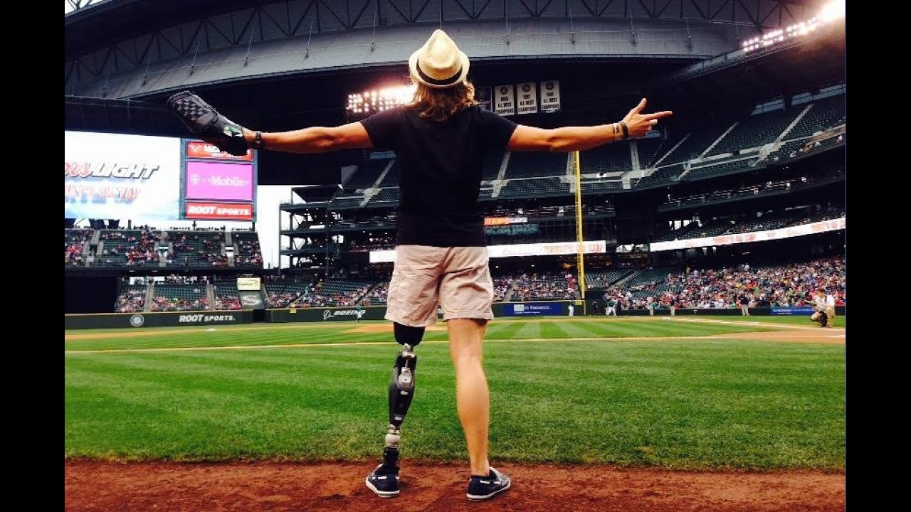 Mariners First Pitch thrown by Edward Lychik - YouTube