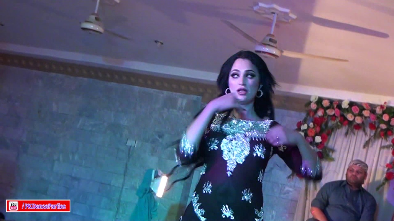 RIMAL ALI PERFORMANCE @ PASHTO SONG 2017 - YouTube