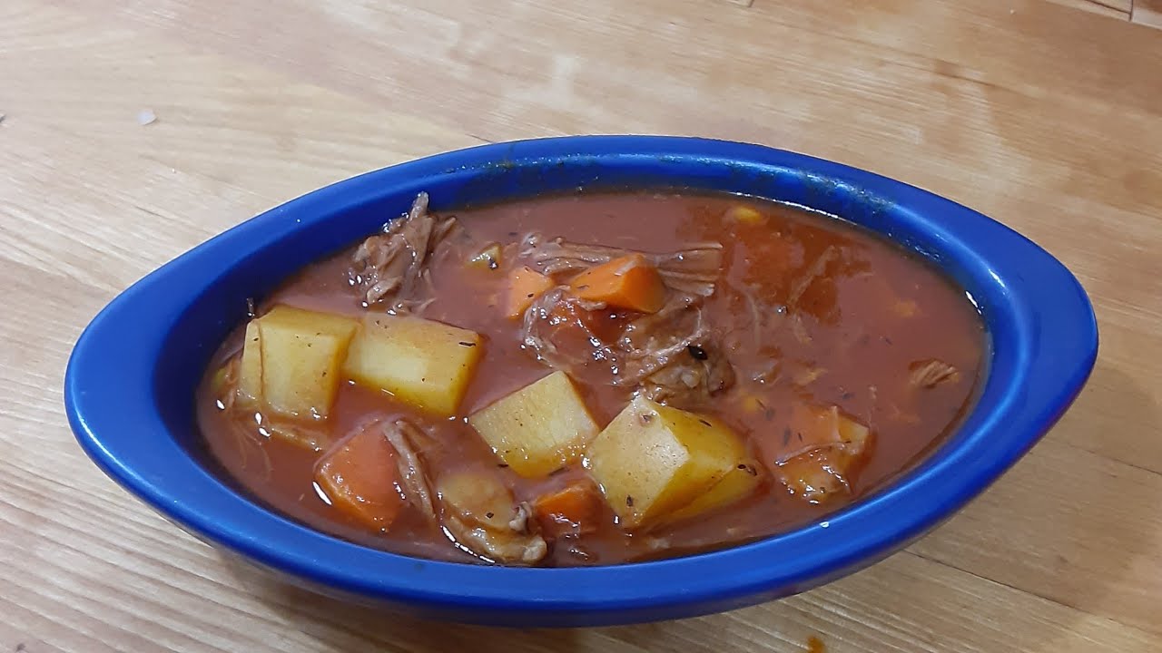 Farmhouse beef stew - YouTube