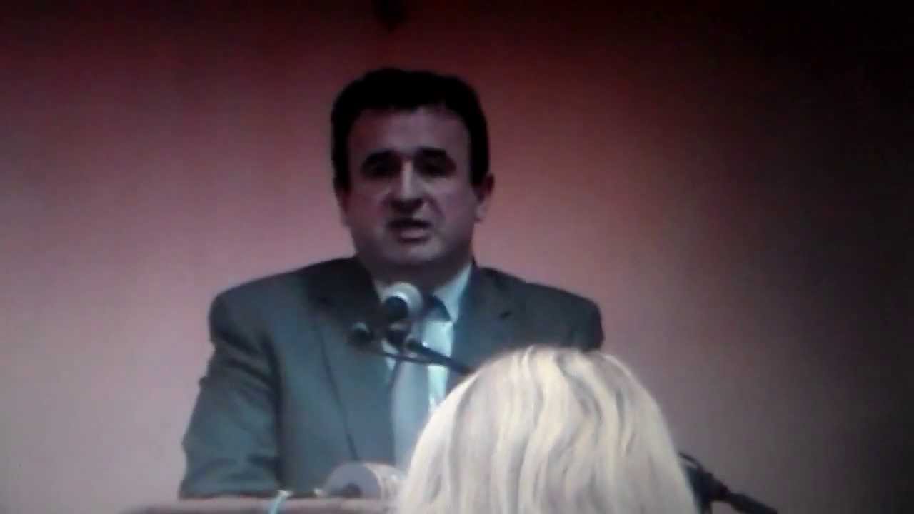 KOLUMBO!!!! Otkrio da je Radovan Markovic njegov direktor biblioteke PARAZIT! - YouTube